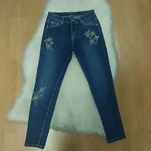 Dkin | Jeans | Dkin Floral Embroidered Skinny Jeans | Poshmark
